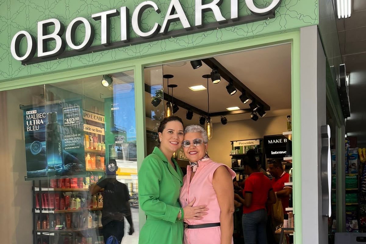O Boticário inaugura loja no bairro mais populoso de Feira de Santana ... O Boticário inaugura loja no bairro mais populoso de Feira de Santana ...