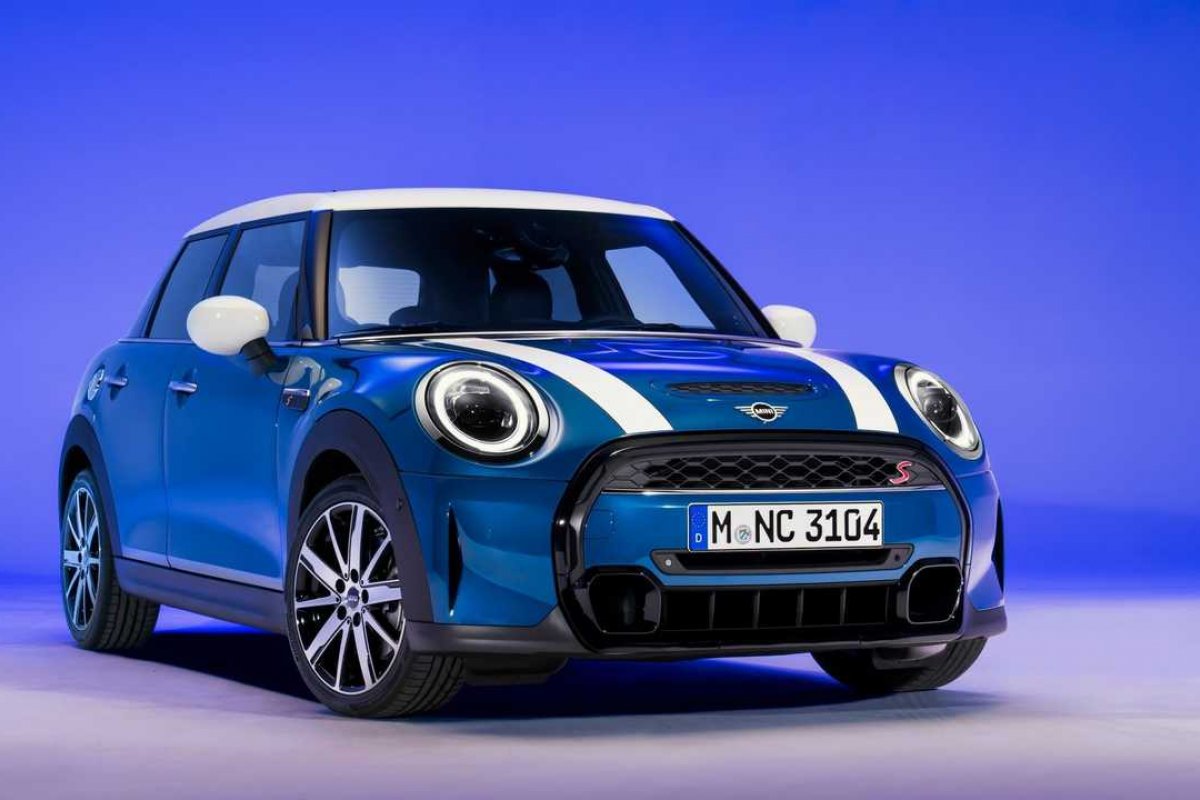 BMW apresenta novo Mini 3 e 5 portas com motor esportivo turbo - Autos ...
